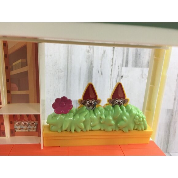 Bluey | Toys | Bluey Hammerbarn Shopping Playset 4 Level Playset Only ...